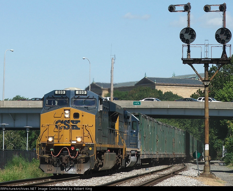 CSX 899 Q703